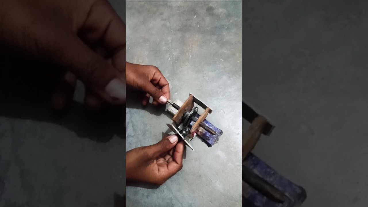 Grinder machine#ke lohe ke Excel ka gear box banana sikhe#mini tractor# ...