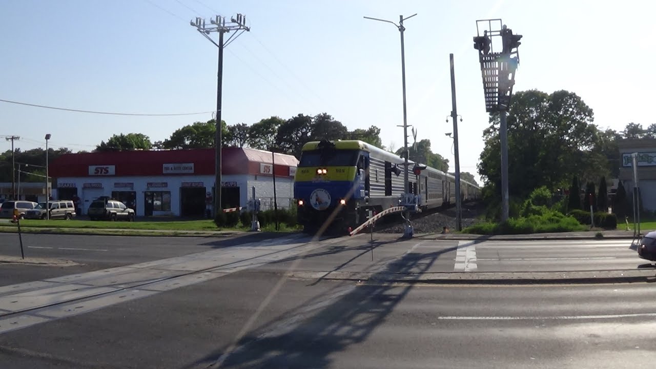 LIRR 2798 (First Cannonball Run of 2018) - YouTube