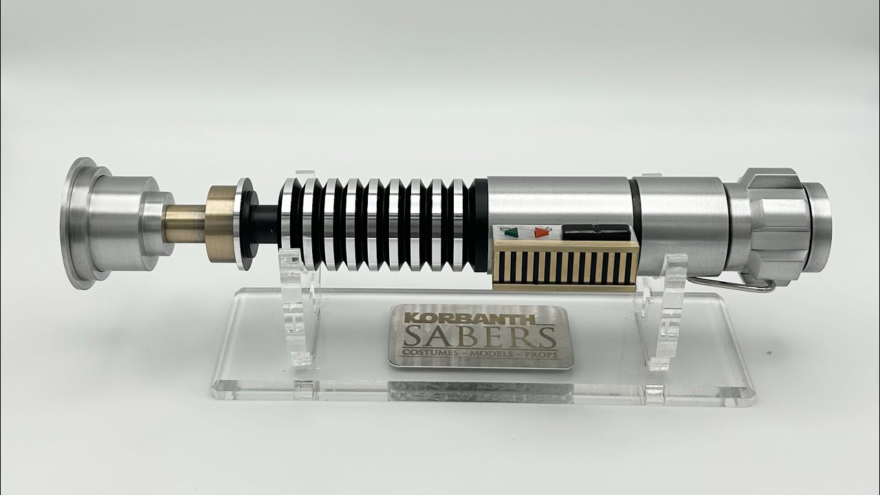 Korbanth Luke “Exile” The Last Jedi Lightsaber - YouTube