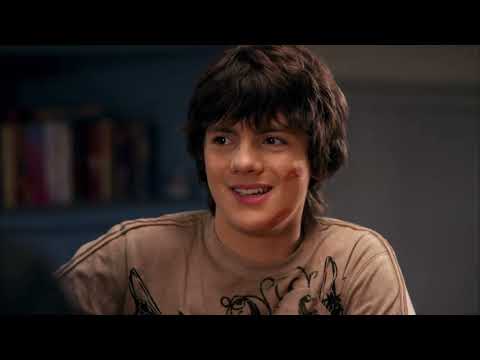 My Babysitter's a vampire S1E7: Smells like Trouble