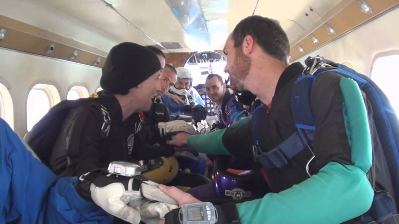 Neil Payne SCR skydive at Skydive Dallas - YouTube