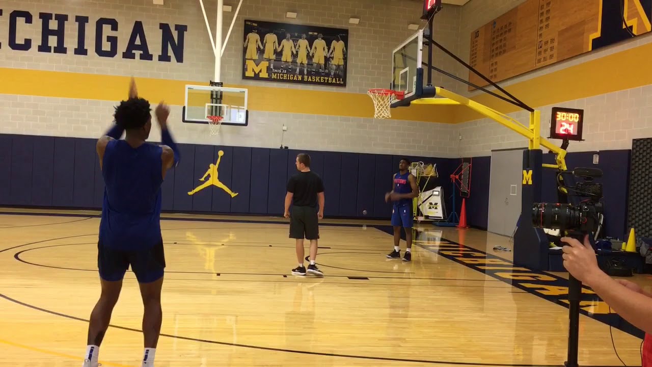 Watch Pistons’ Stanley Johnson practice 3-pointers - YouTube