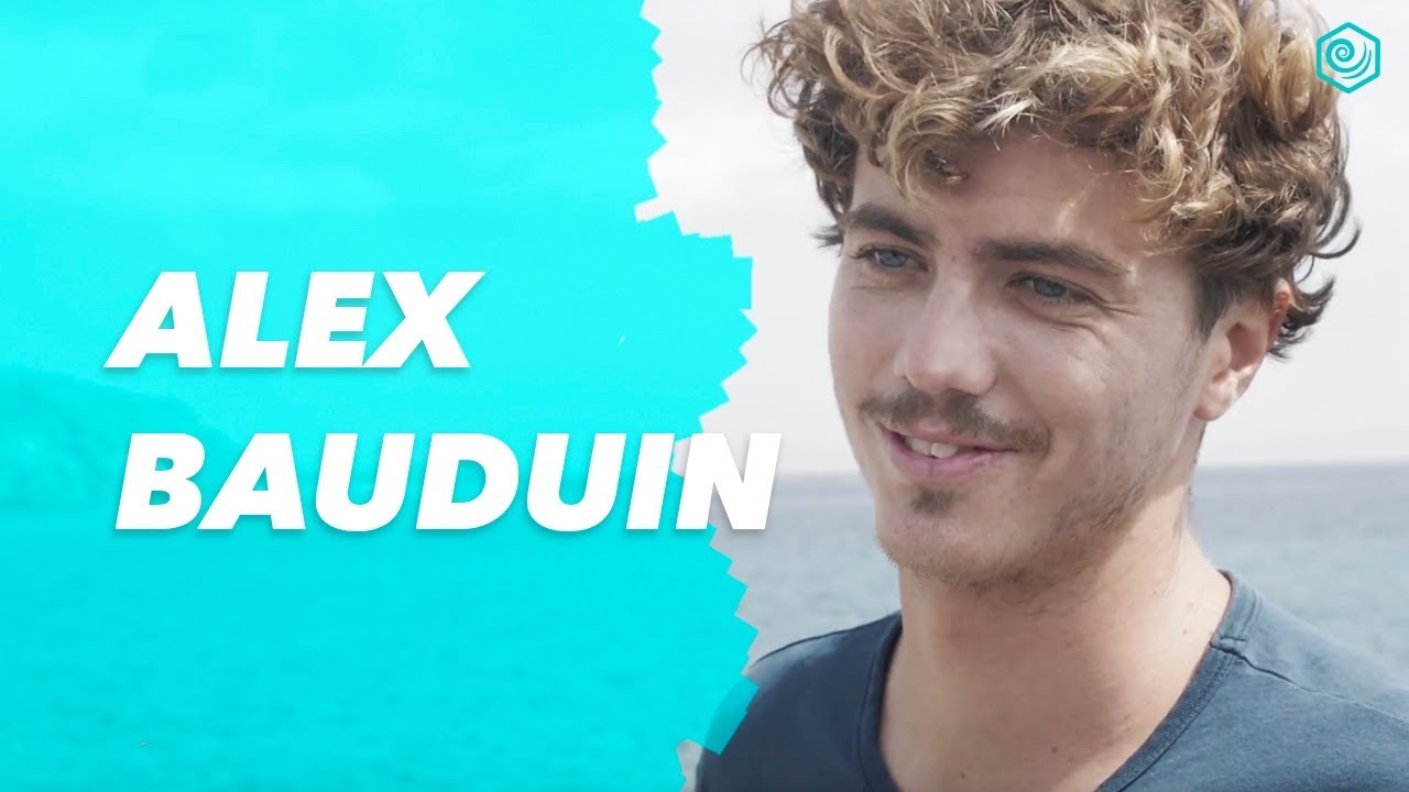 Surfing with me - Entrevista a Alex Bauduin - YouTube