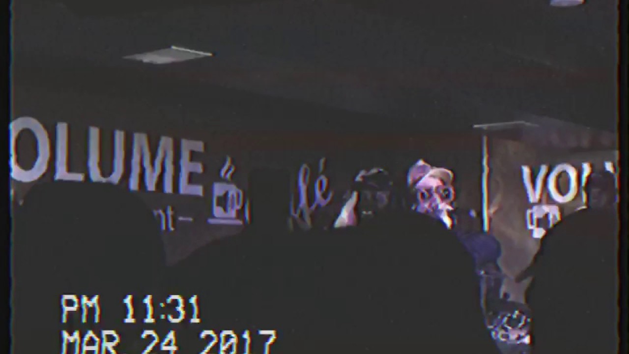 Ant Beale "Sunshine" Live at Volume Cafe - YouTube