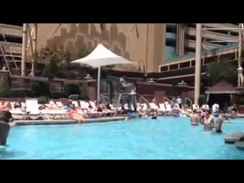 The Pool at New York, New York in Las Vegas - YouTube