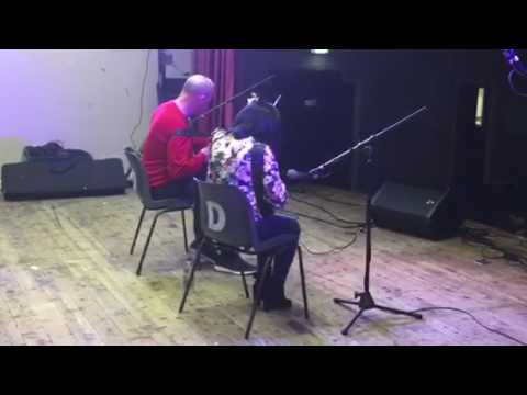 Dan Brouder accordion Angelina Carberry Banjo Dromore TradFest - YouTube