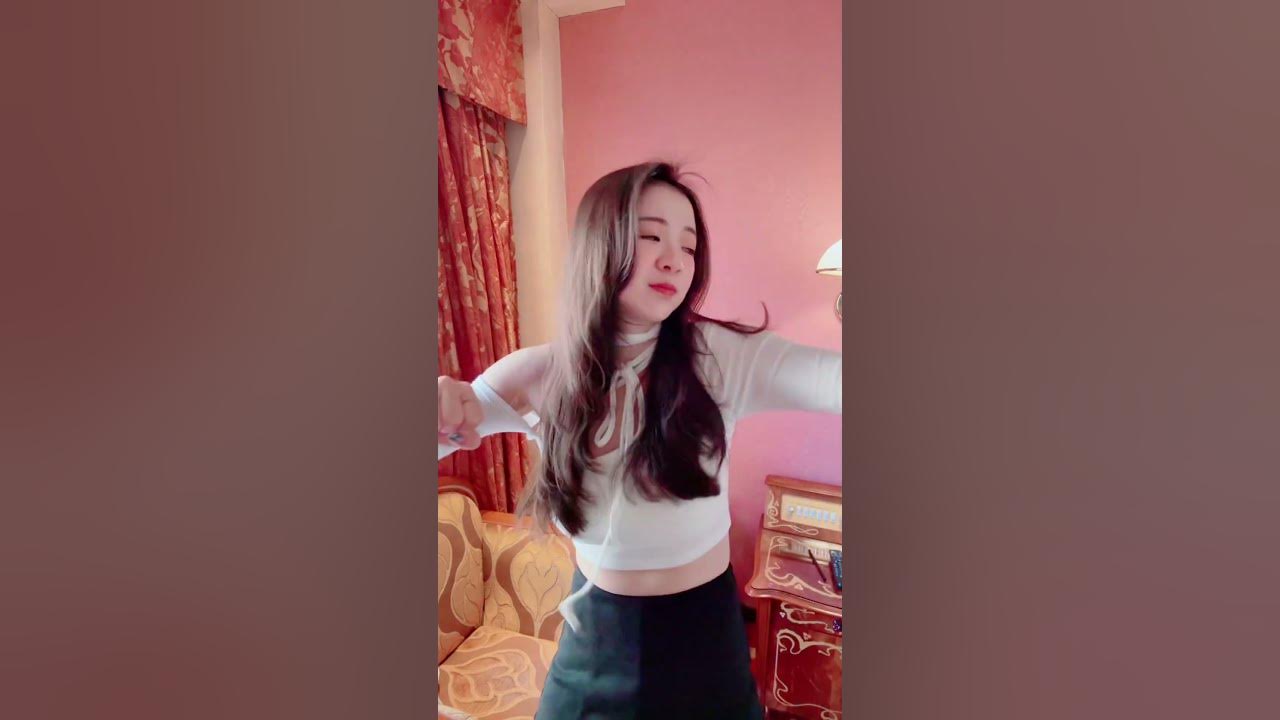 這個燈光太美#台灣 #新竹 #跳舞 #主播 #dance #live #reels #reelsinstagram #reelsvideo #tiktok - YouTube