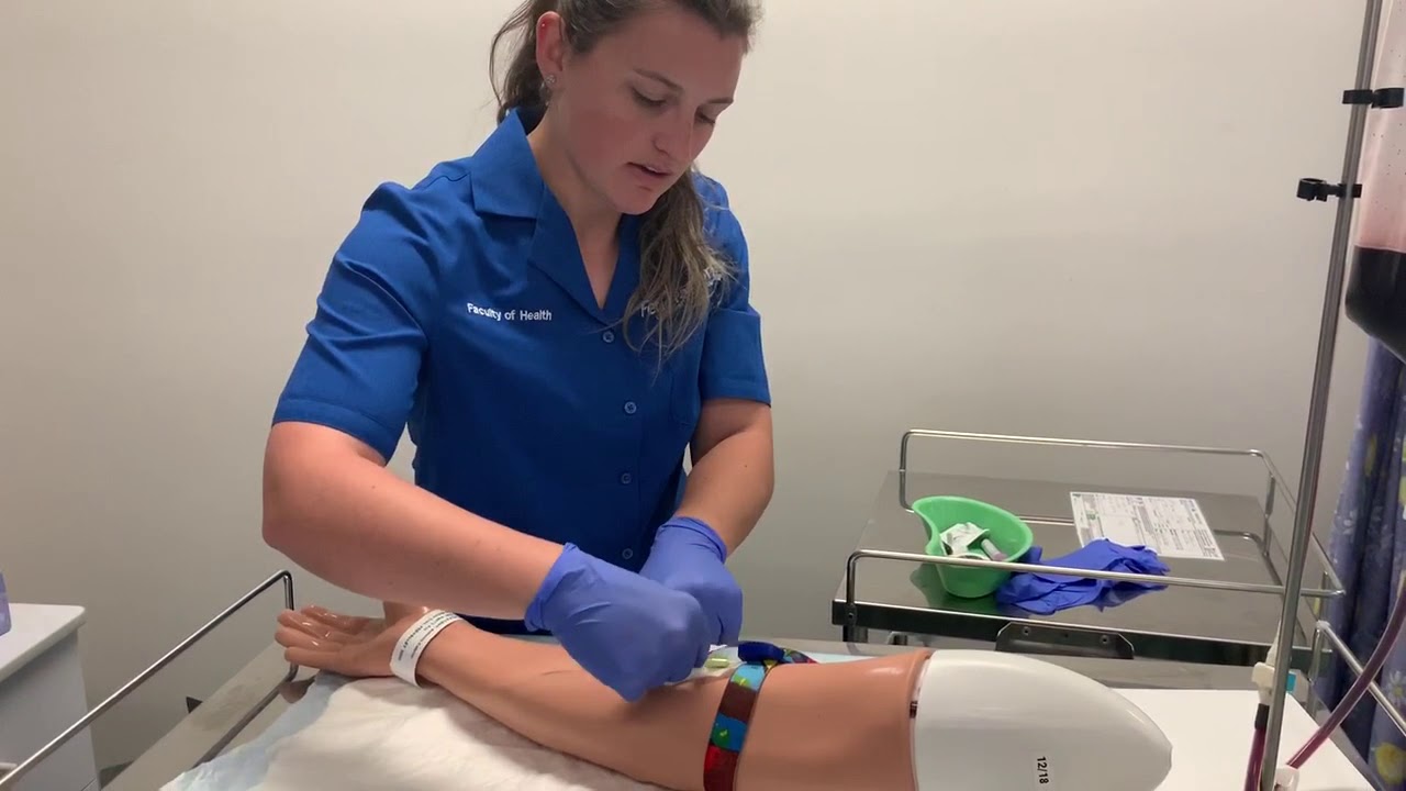 Clinical Skills Assessment, Venepuncture. 2nd year - YouTube