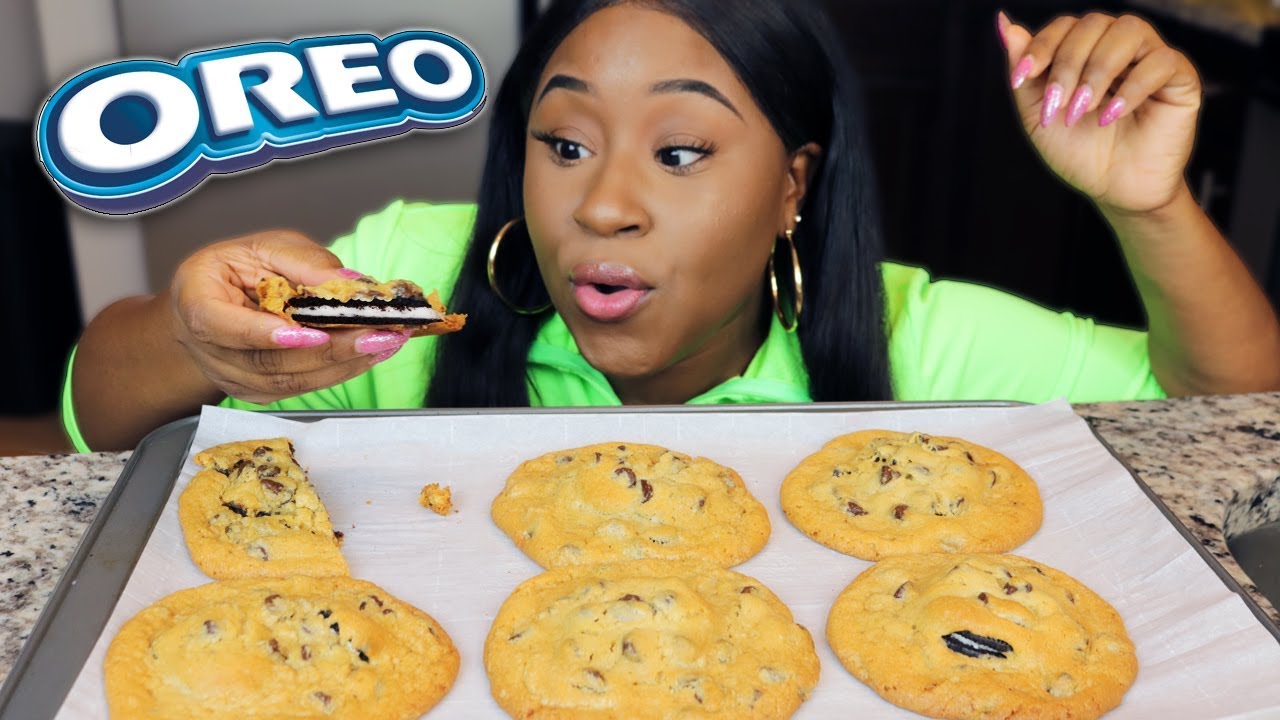 HOW TO MAKE OREO STUFFED COOKIES! VERY TASTY! - YouTube