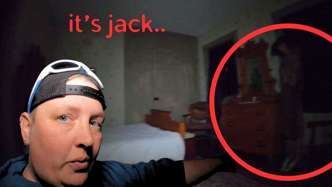 GHOST THROWS BALL AT HAUNTED HISTORIC PALMYRA PARANORMAL INVESTIGATION ...