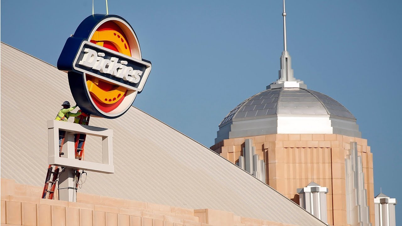 The Dickies logo gets fitted on the newly constructed Dickies Arena ...