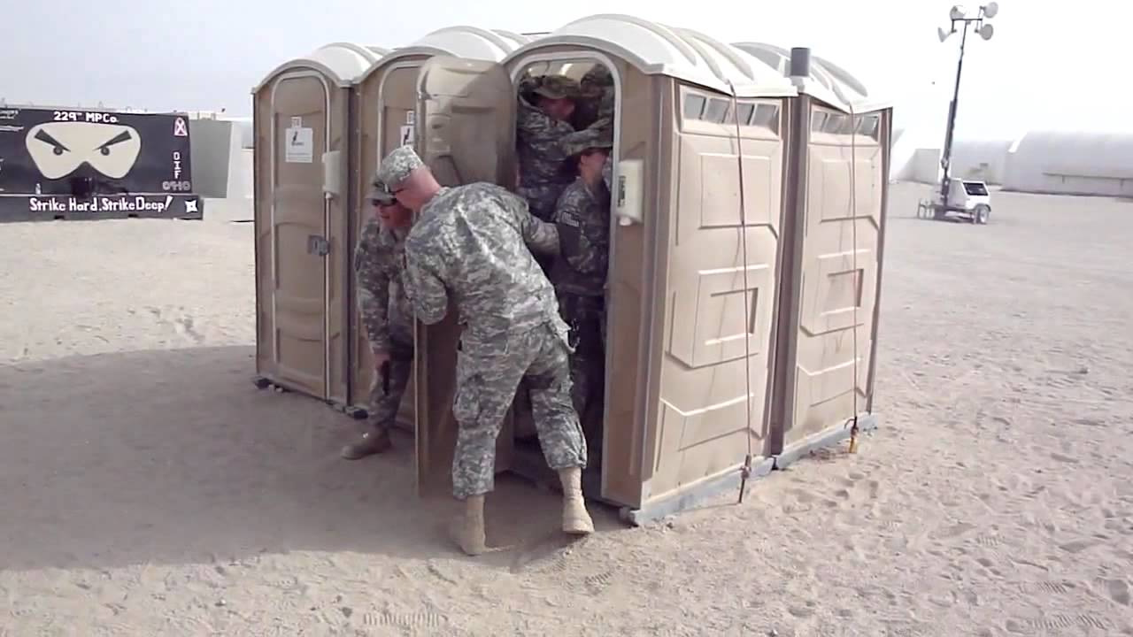 12 Soldiers 1 Toilet - YouTube