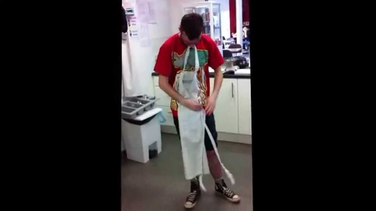 This is how to fold an apron from only the best David Campbell - YouTube