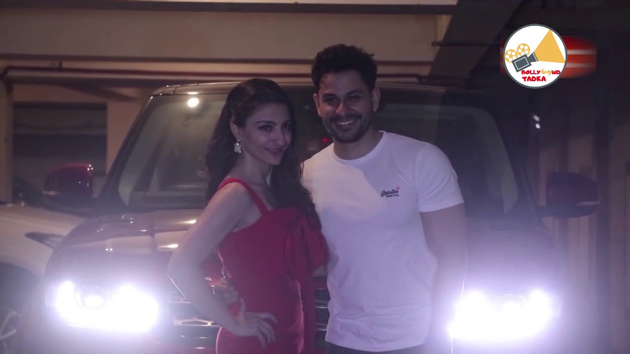 SOHA, IBRAHIM, KUNAL, KARISHMA KAPOOR & OTHERS ARE CELEBRATE CHRISTMAS ...