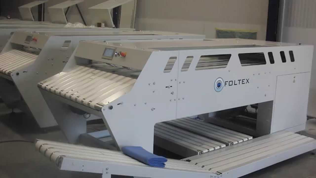 FOLTEX Airline Blanket Folder - YouTube