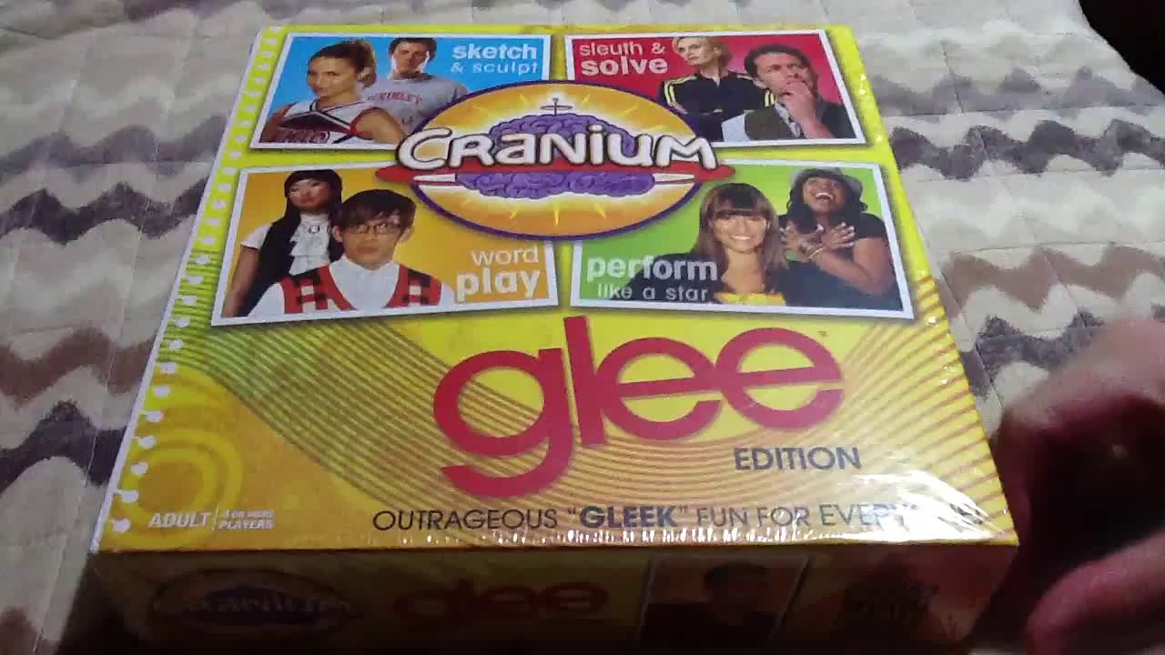 Unboxing Cranium: Glee Edition - YouTube