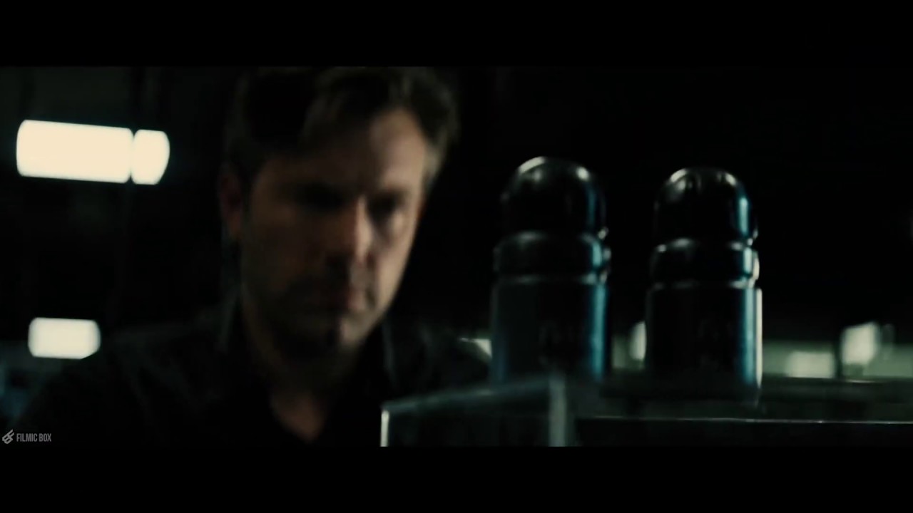 bruce wayne training scene batman v superman - YouTube