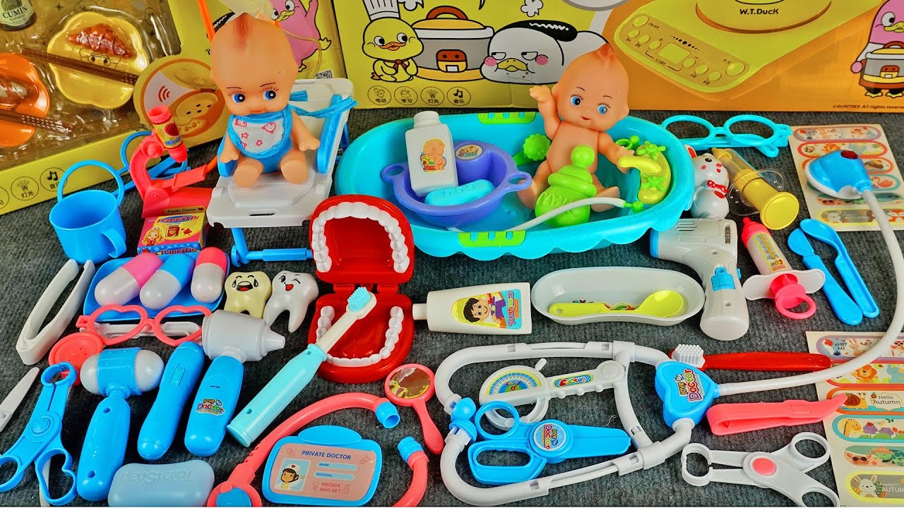 9 minutes of unboxing baby medical examination toys - ASMR - YouTube
