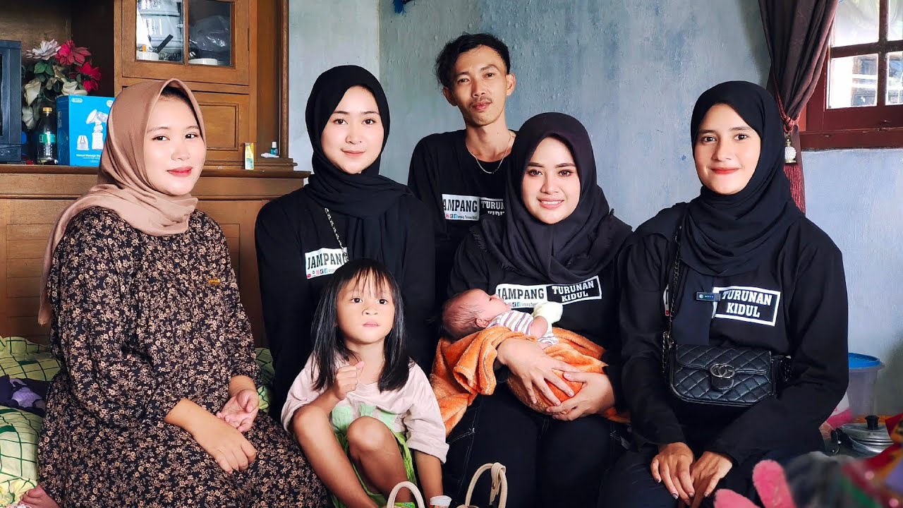 MENGEJUTKAN SEMUA ORANG..‼️NENG YULI GADIS DESA CANTIK SEKARANG SUDAH PUNYA ANAK - YouTube