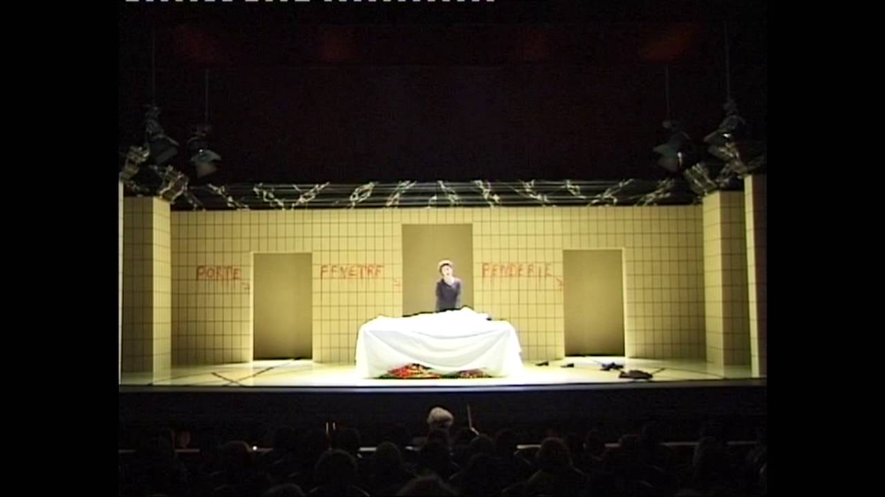 Delphine Fischer Mezzo-soprano Solange LES BONNES Peter Bengtson, - YouTube