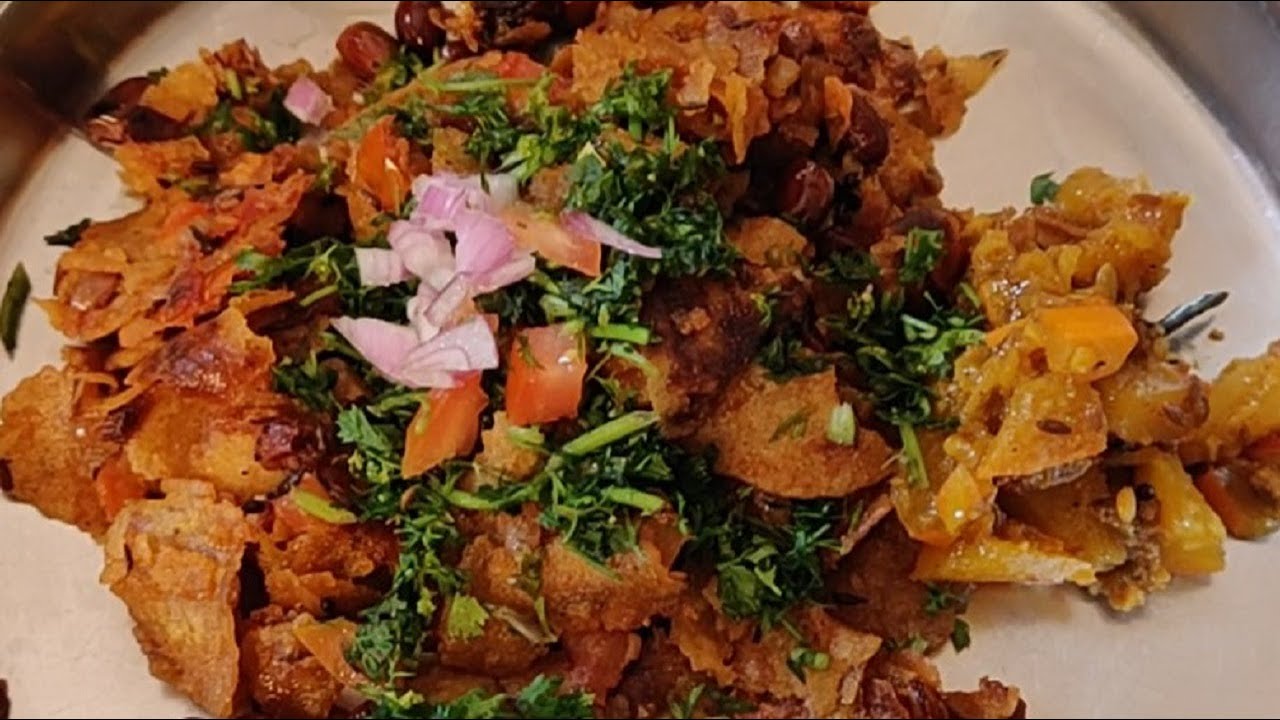 Chapati Chivda Recipe | Chapati Fry Snack - YouTube