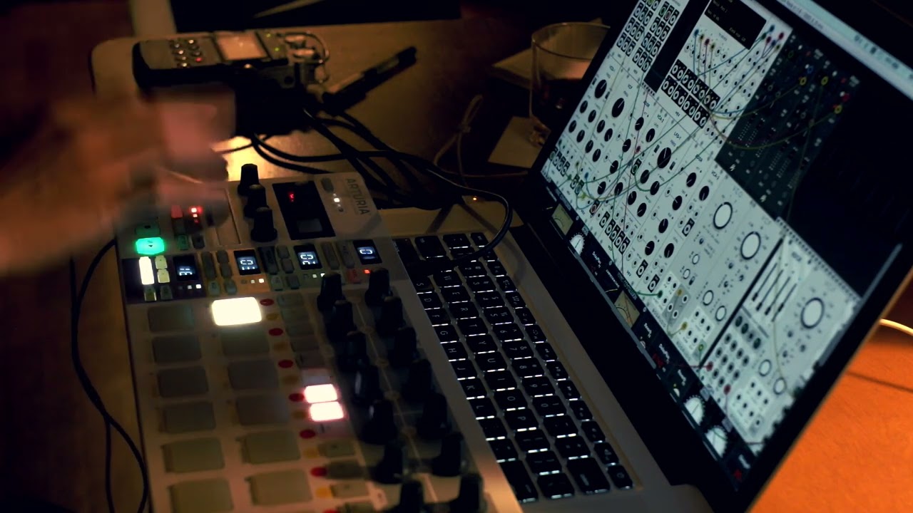 VCV rack + Arturia Beatstep Pro improvising - YouTube