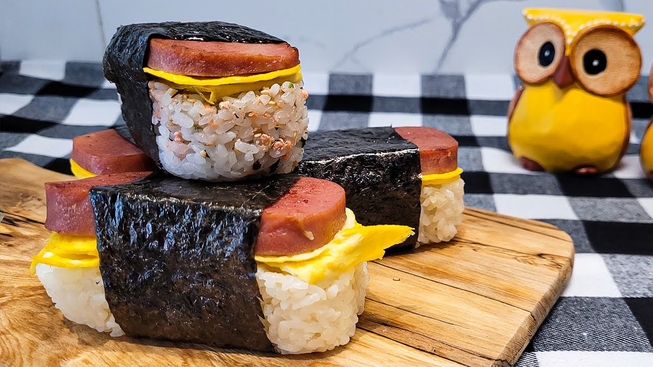 This is the BEST Recipe for Spam Musubi with Egg!!! - YouTube
