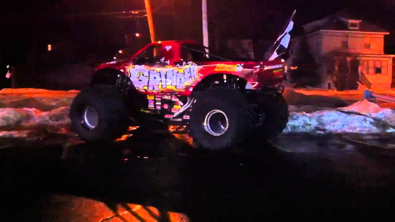 Monster Truck: Grinder visits Worcester (MA) - YouTube
