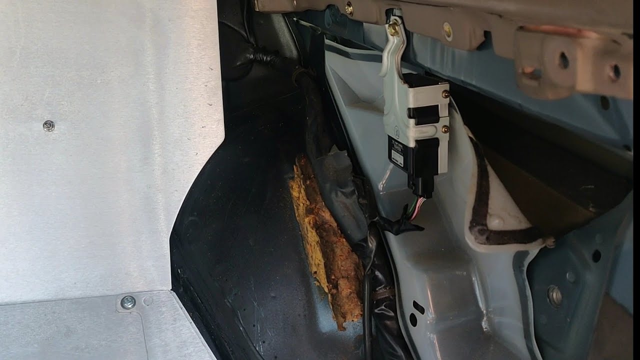 Lexus sc300 2jz fuel pump ecu bypass - YouTube