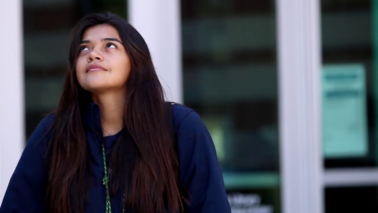 A Day in the Life: Meet Victoria, FLMECHS Class of 2019 - YouTube