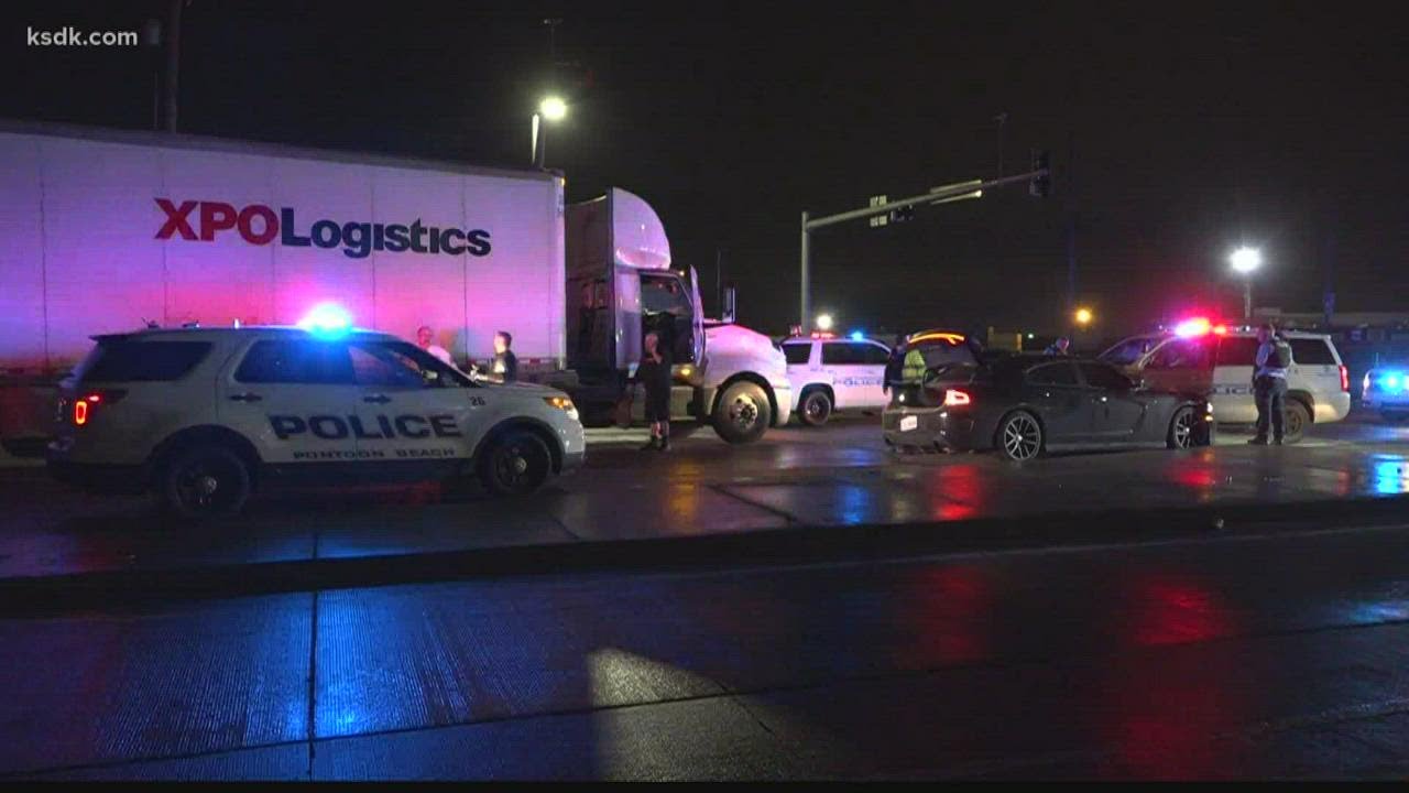 St. Louis police officer injured after Pontoon Beach police chase ends ...