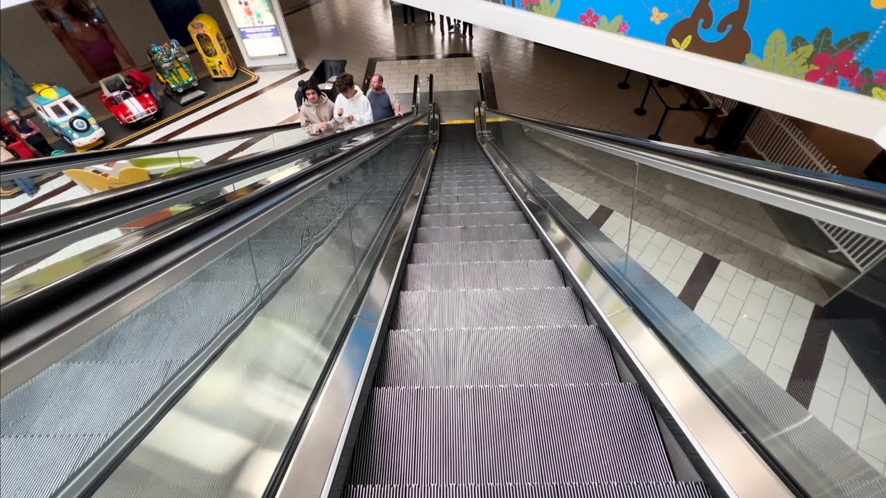 Montgomery Escalator | Plaza West Covina, California #escalator # ...