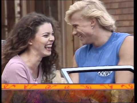 Neighbours 1993 Opening Titles Version 3 - YouTube