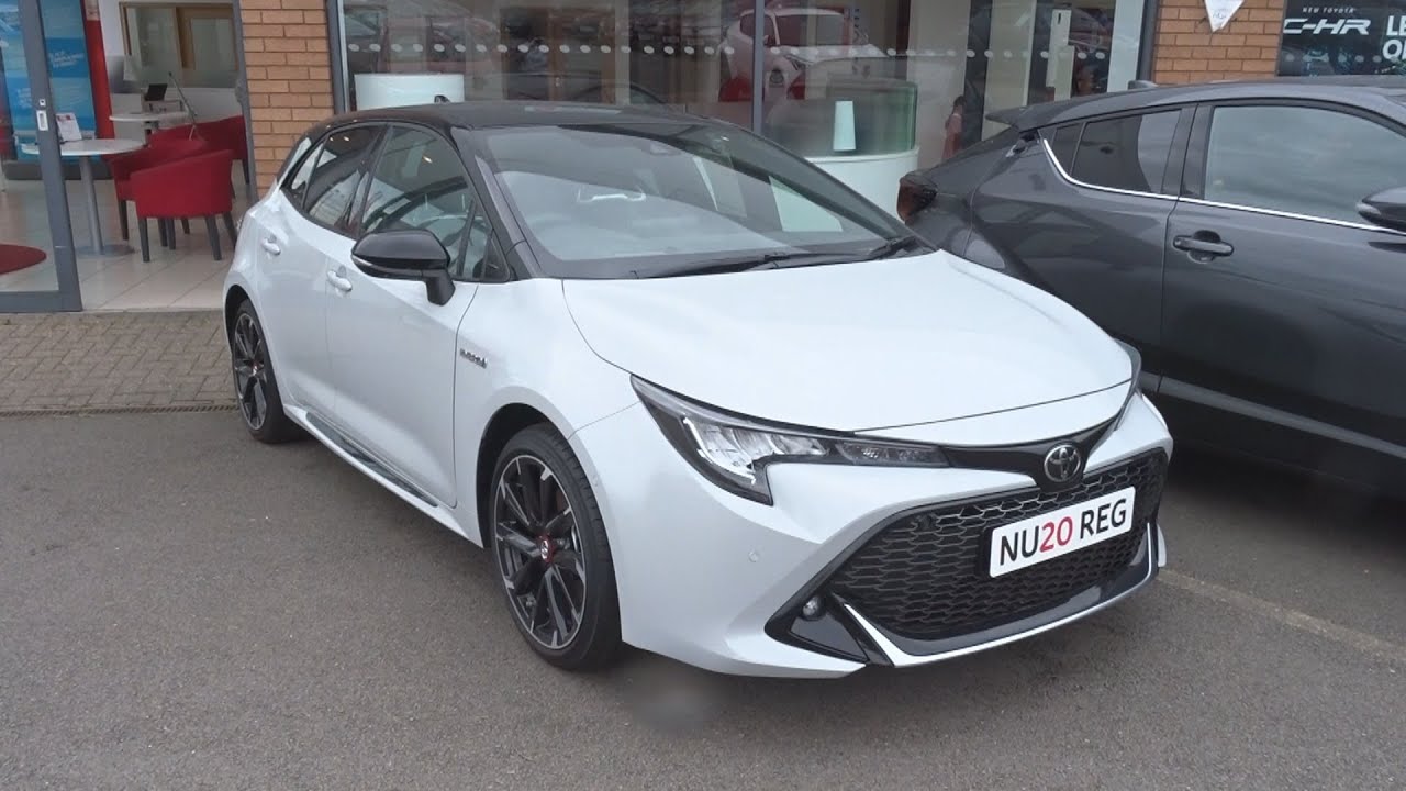 2020 Toyota Corolla Hatchback 2.0 Hybrid GR Sport (UK) (short take ...