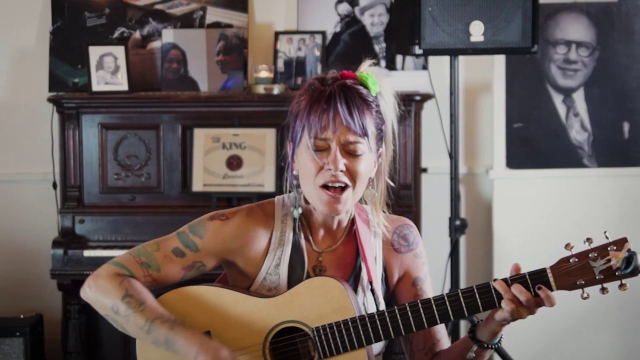 Wonky Tonk - Women at King Records - YouTube