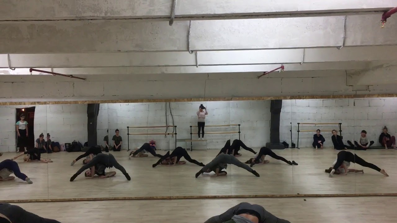 Floor Work / Shoulderstand variations / Parter Technique - YouTube