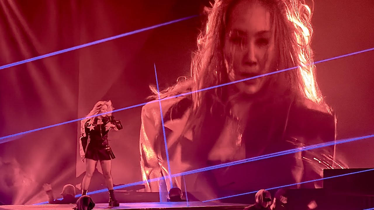 CL SOLO 2NE1 Welcome Back Tour Manila Day 1 Mall of Asia MOA Arena ...