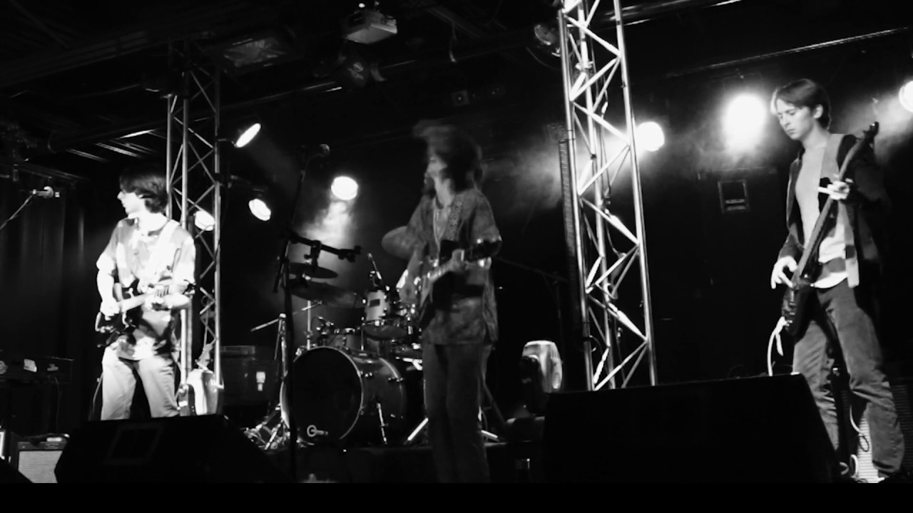 Vision in the Rhythm - Long Distance Operator (Live at Cheers) - YouTube