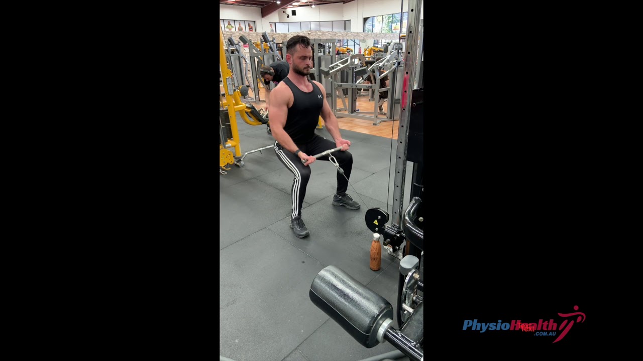 Cable squatted straight bar row - YouTube