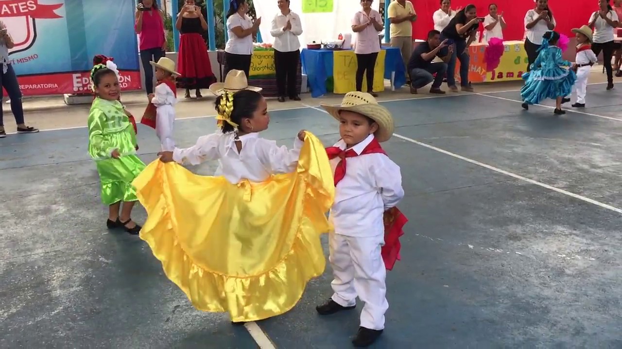 EL PATO PATITO | BAILABLES DE GUERRERO - YouTube