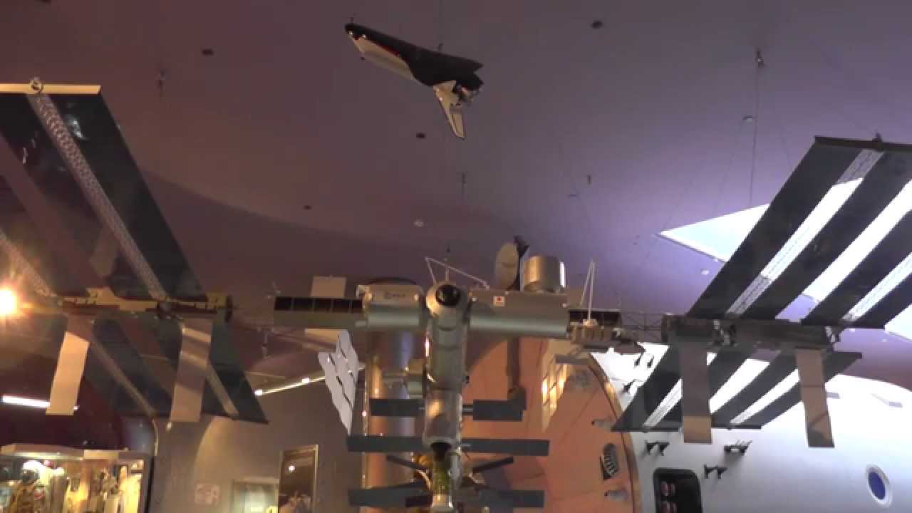 Russian Space Museum in Moscow Музей космонавтики в Москве - YouTube