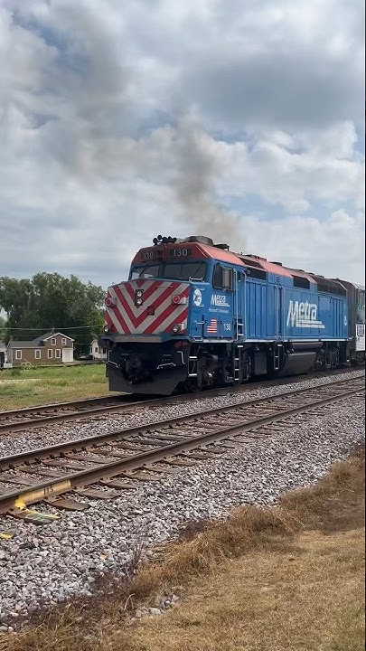 METX 130 Inbound at Woodstock, IL! 9/10/2023 - YouTube
