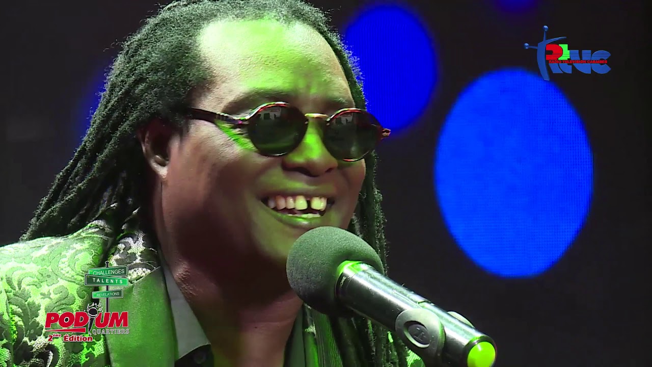 Eddy François te fe yon pase nan cho Podium Quartiers, dimanch 19 aout ...