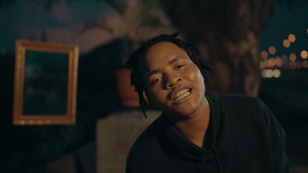 El Corizo -FAKE A SMILE (visual) - YouTube