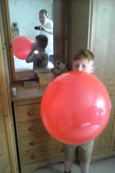 Balloon popping!! - YouTube