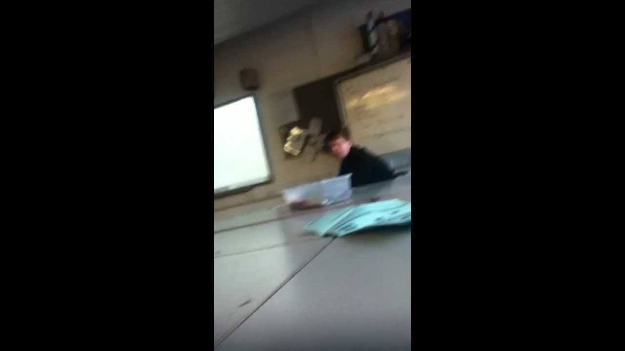 most boring class ever + i got caught recording lol - YouTube