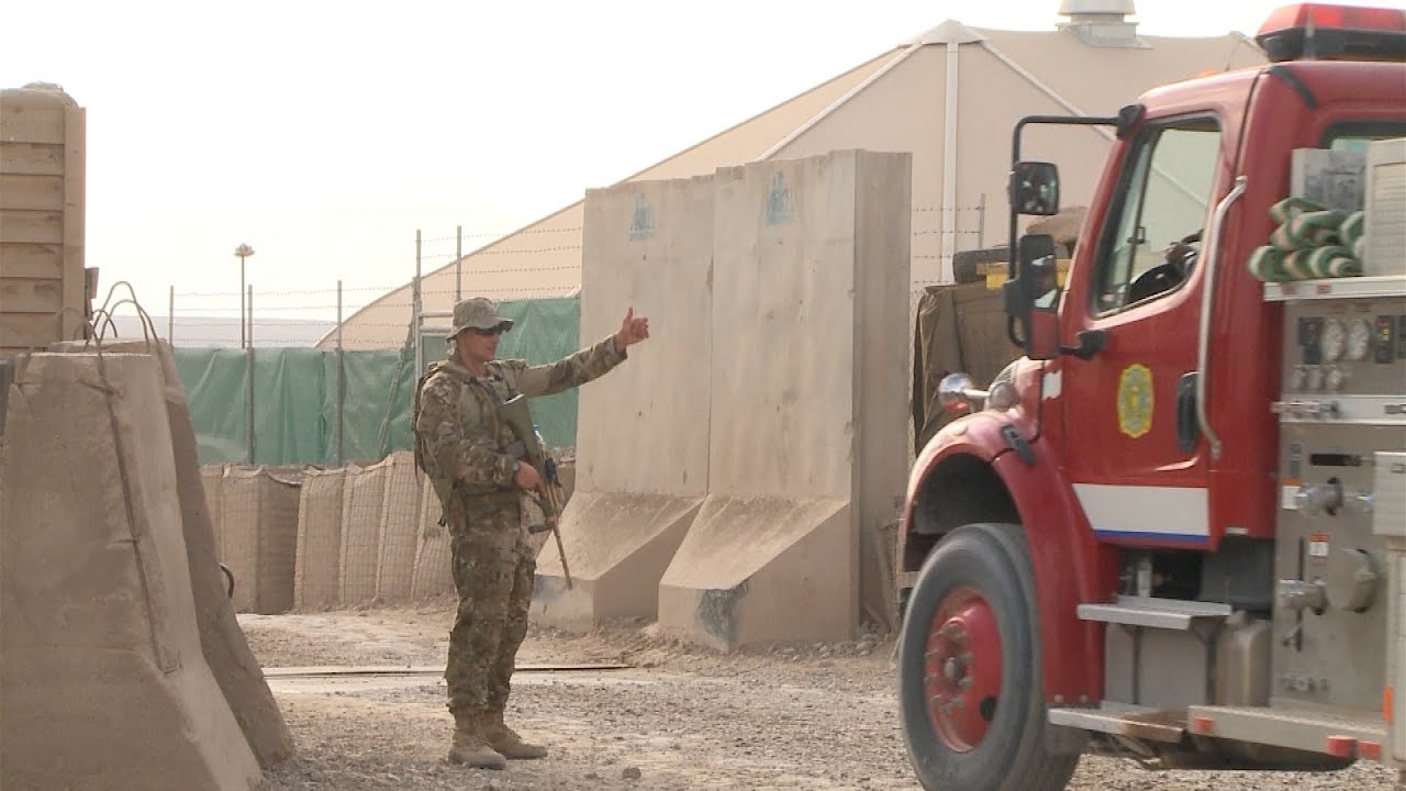 Australia takes over base security responsibilities in Tarin Kot - YouTube