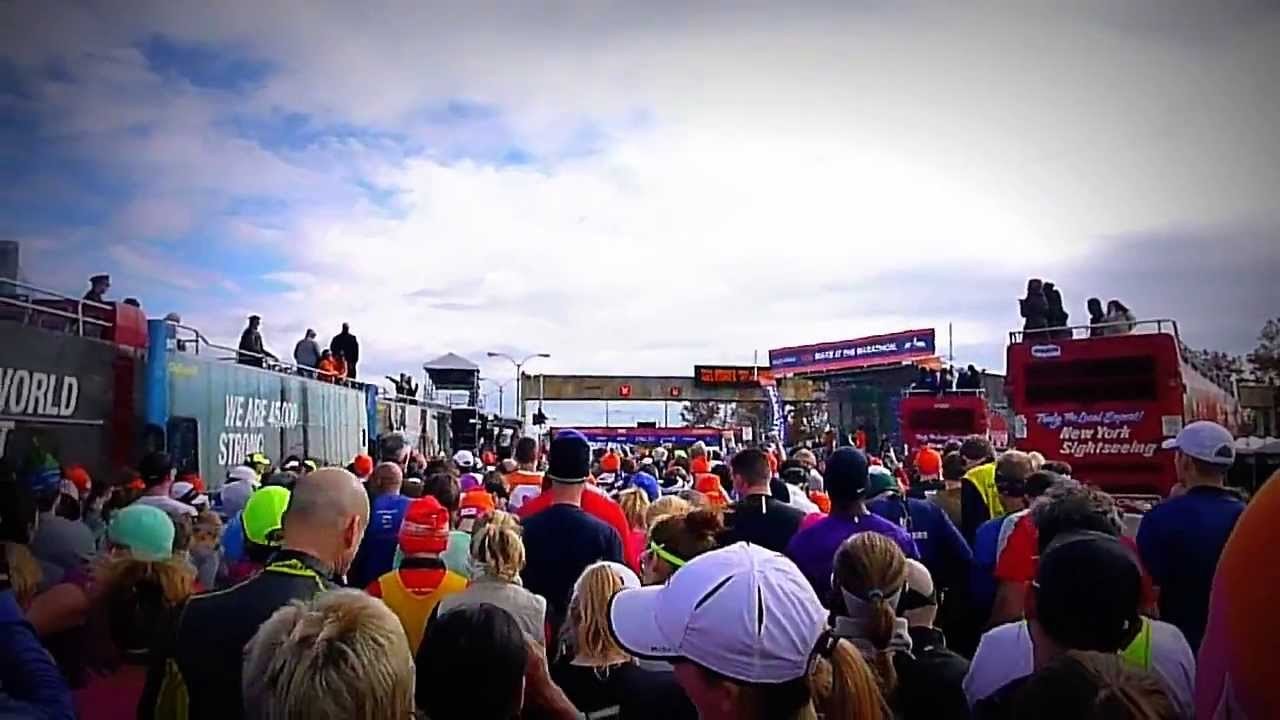 2013 NYC marathon Wave 3 start line - YouTube