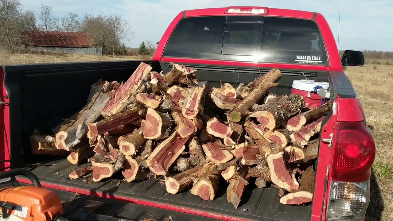 Split Cedar Firewood - YouTube