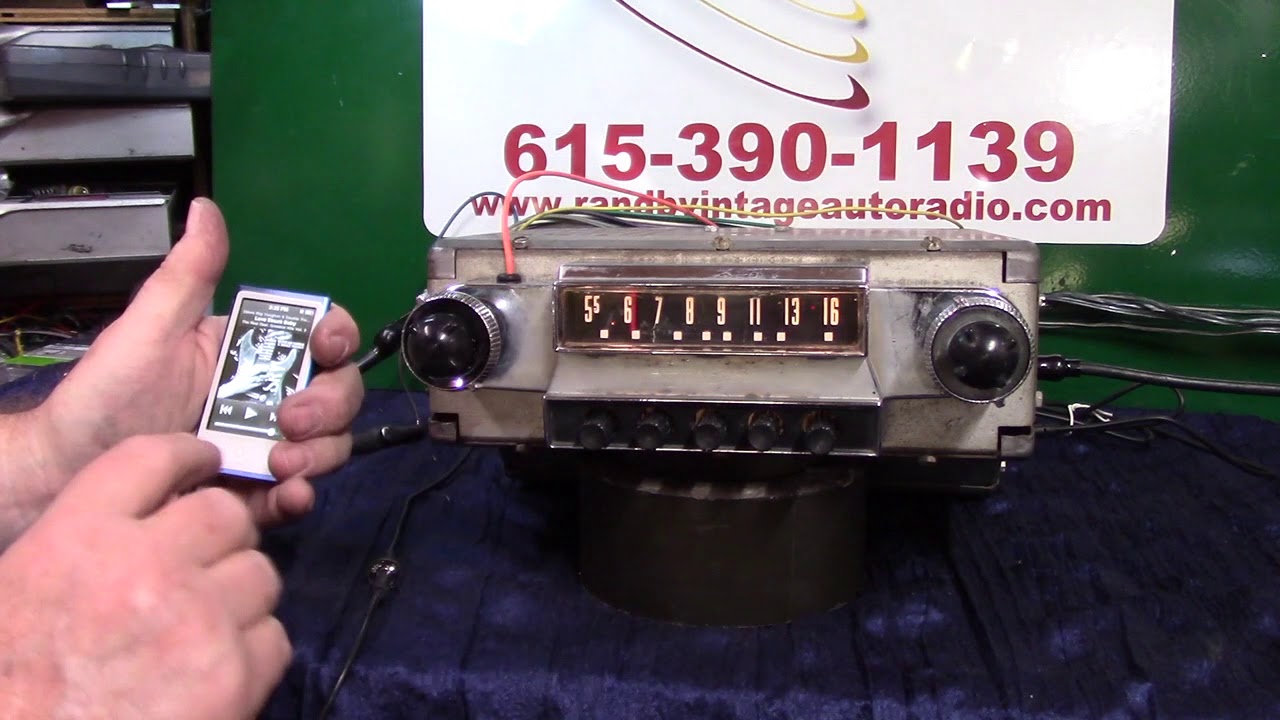 1951 Ford Custom original AM radio - YouTube